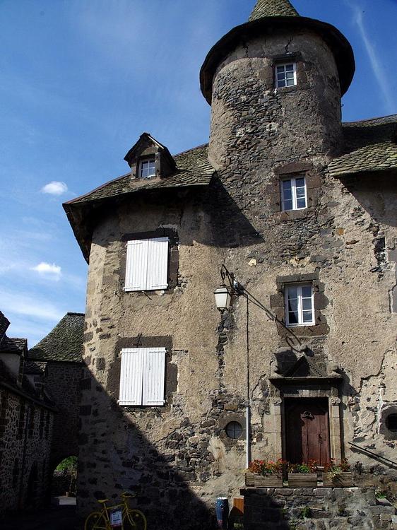 Salers - Circuit de visite, itinéraire et descriptions